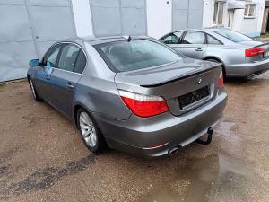 Grey BMW 520 2009 in Siauliai, with an engine capacity of 2.00 L and mileage of 316 thousand km for 3550 €, photo 5 on AUTOMOTO.COM.LV