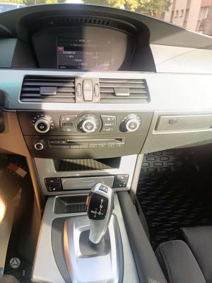 Grey BMW 520 2009 in Siauliai, with an engine capacity of 2.00 L and mileage of 316 thousand km for 3550 €, photo 14 on AUTOMOTO.COM.LV