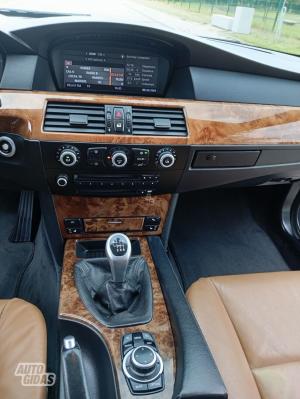 Grey BMW 520 2009 in Vilnius, with an engine capacity of 2.00 L and mileage of 214 thousand km for 4700 €, photo 28 on AUTOMOTO.COM.LV