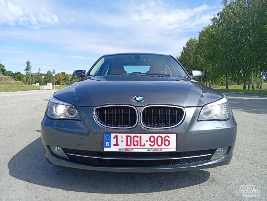 Grey BMW 520 2009 in Vilnius, with an engine capacity of 2.00 L and mileage of 214 thousand km for 4700 €, photo 3 on AUTOMOTO.COM.LV