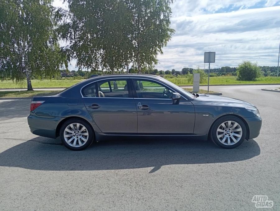 Grey BMW 520 2009 in Vilnius, with an engine capacity of 2.00 L and mileage of 214 thousand km for 4700 €, photo 9 on AUTOMOTO.COM.LV