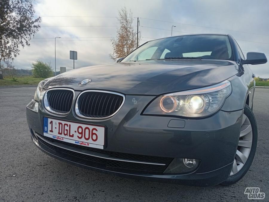 Grey BMW 520 2009 in Vilnius, with an engine capacity of 2.00 L and mileage of 214 thousand km for 4700 €, photo 10 on AUTOMOTO.COM.LV