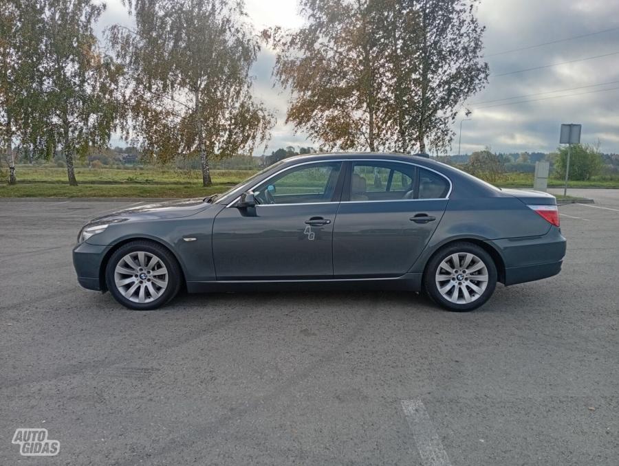Grey BMW 520 2009 in Vilnius, with an engine capacity of 2.00 L and mileage of 214 thousand km for 4700 €, photo 12 on AUTOMOTO.COM.LV