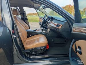 Grey BMW 520 2009 in Vilnius, with an engine capacity of 2.00 L and mileage of 214 thousand km for 4700 €, photo 22 on AUTOMOTO.COM.LV