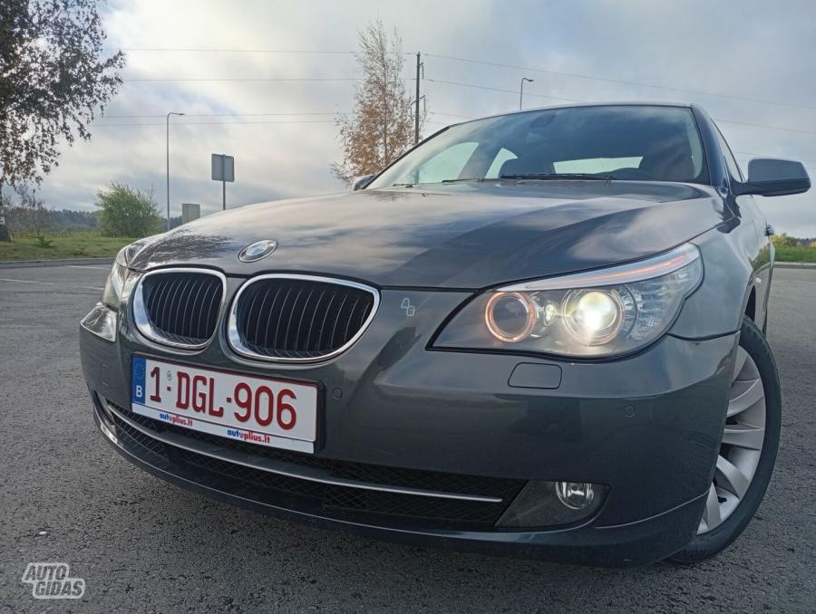 Grey BMW 520 2009 in Vilnius, with an engine capacity of 2.00 L and mileage of 214 thousand km for 4700 €, photo 12 on AUTOMOTO.COM.LV
