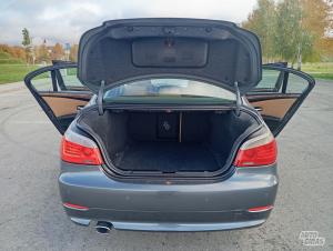 Grey BMW 520 2009 in Vilnius, with an engine capacity of 2.00 L and mileage of 214 thousand km for 4700 €, photo 38 on AUTOMOTO.COM.LV