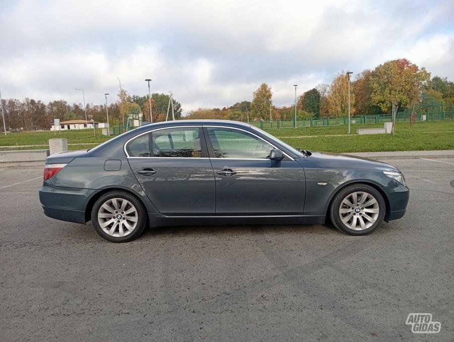 Grey BMW 520 2009 in Vilnius, with an engine capacity of 2.00 L and mileage of 214 thousand km for 4700 €, photo 9 on AUTOMOTO.COM.LV