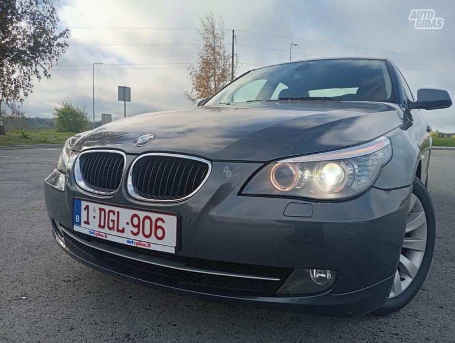 Grey BMW 520 2009 in Vilnius, with an engine capacity of 2.00 L and mileage of 214 thousand km for 4700 €, photo 10 on AUTOMOTO.COM.LV