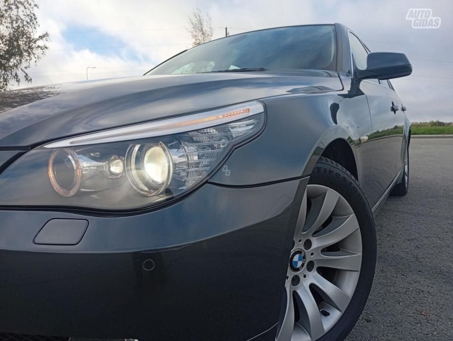 Grey BMW 520 2009 in Vilnius, with an engine capacity of 2.00 L and mileage of 214 thousand km for 4700 €, photo 13 on AUTOMOTO.COM.LV