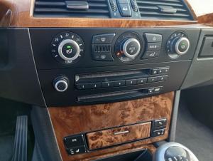 Grey BMW 520 2009 in Vilnius, with an engine capacity of 2.00 L and mileage of 214 thousand km for 4700 €, photo 18 on AUTOMOTO.COM.LV