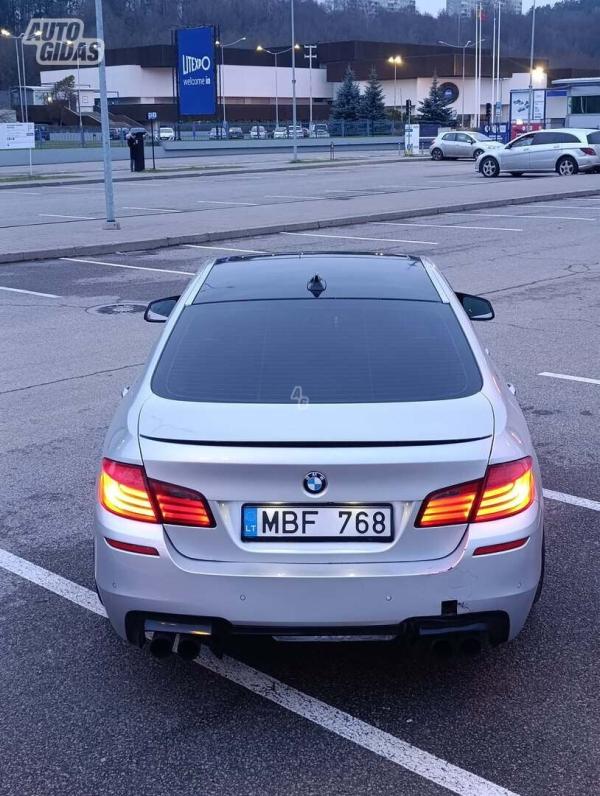 Pelēks BMW 520 2010 Viļņa, ar dzinēja tilpumu 2.00 L un nobraukumu 350 tūkst. km par 7150 €, foto 7 vietnē AUTOMOTO.COM.LV