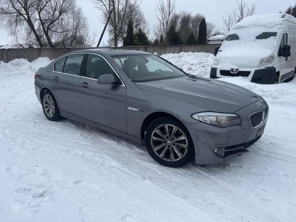 Pelēks BMW 520 2010 Tauragė, ar dzinēja tilpumu 2.00 L un nobraukumu 280 tūkst. km par 4600 €, foto 6 vietnē AUTOMOTO.COM.LV