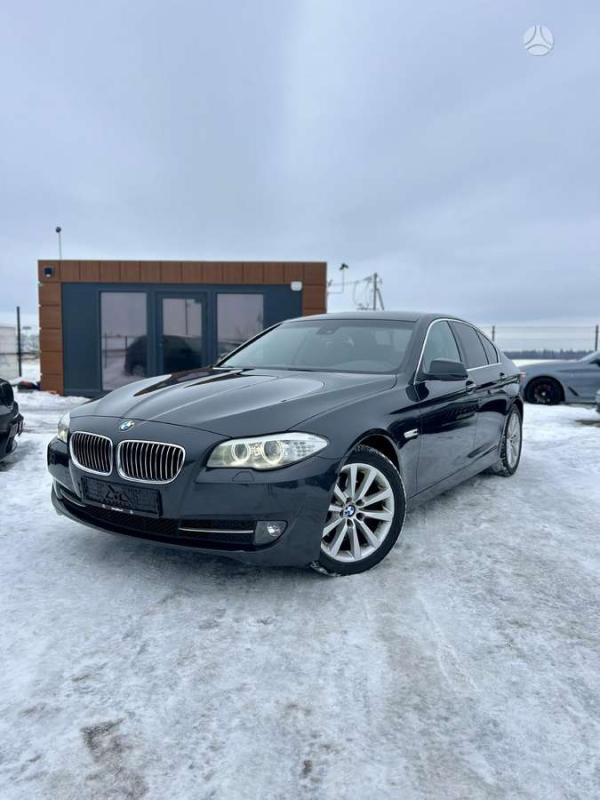Pelēks BMW 520 2010 Kauņa, ar dzinēja tilpumu 2.00 L un nobraukumu 310 tūkst. km par 9250 €, foto 1 vietnē AUTOMOTO.COM.LV