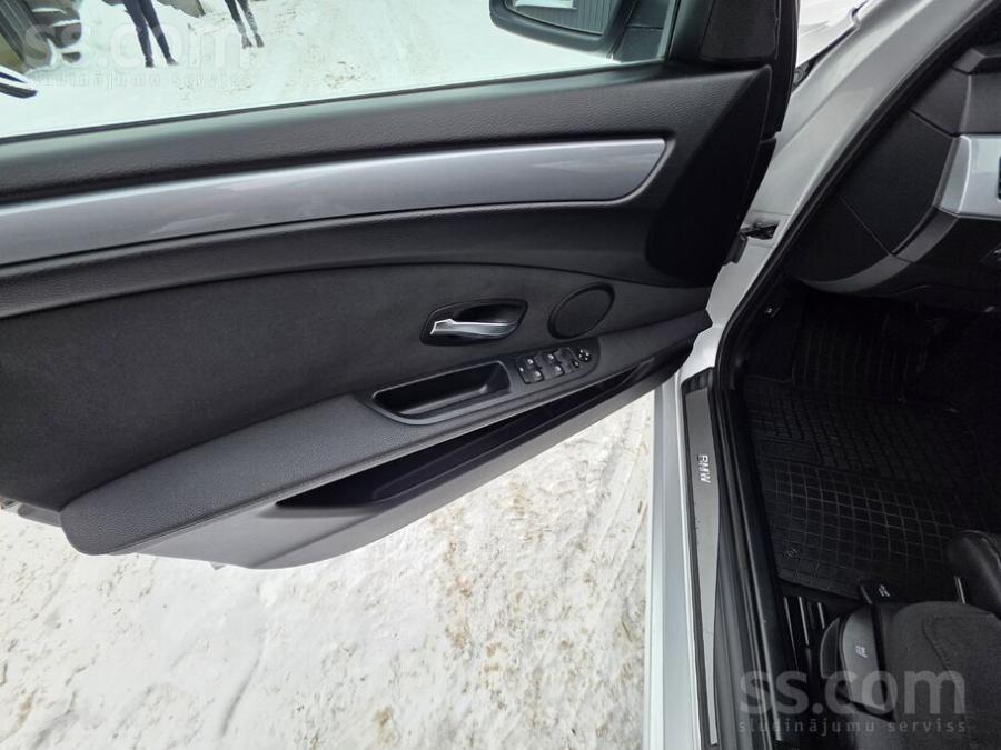 Pelēks BMW 520 2010 Tukums, ar dzinēja tilpumu 2.00 L un nobraukumu 283 tūkst. km par 5200 €, foto 12 vietnē AUTOMOTO.COM.LV