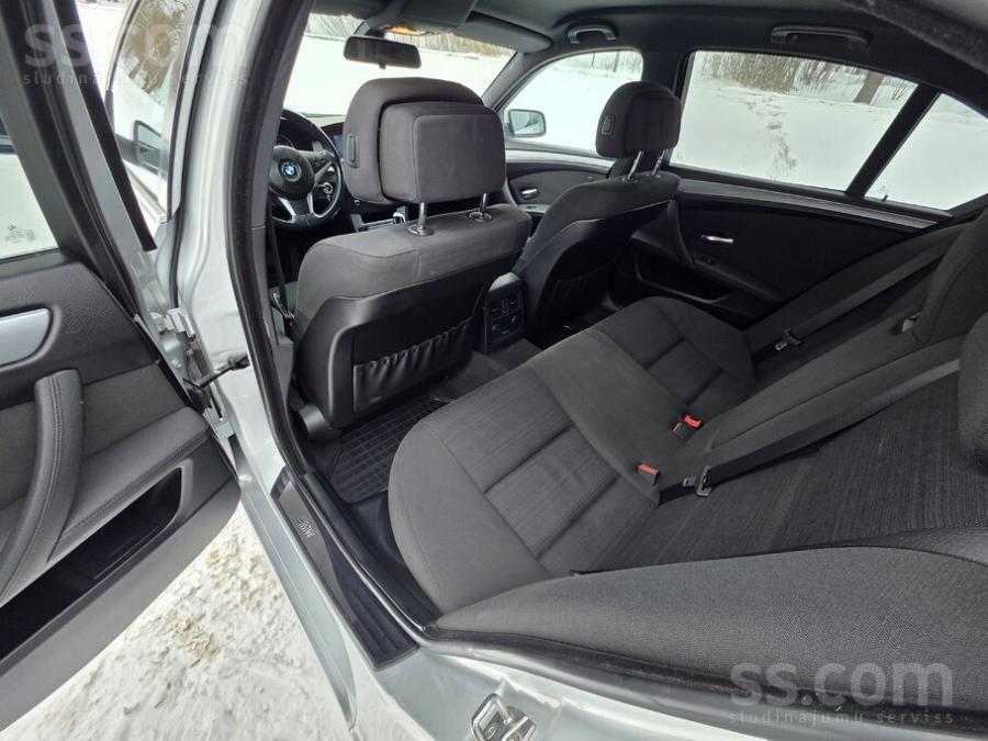 Pelēks BMW 520 2010 Tukums, ar dzinēja tilpumu 2.00 L un nobraukumu 283 tūkst. km par 5200 €, foto 14 vietnē AUTOMOTO.COM.LV