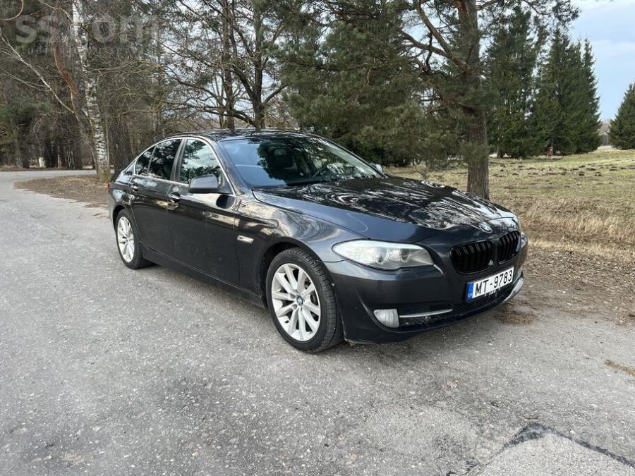 Серый БМВ 520 2010 в Елгава, объемом двигателя 2.00 л и пробегом 395 тыс. км за 6400 €, фото 5 на AUTOMOTO.COM.LV