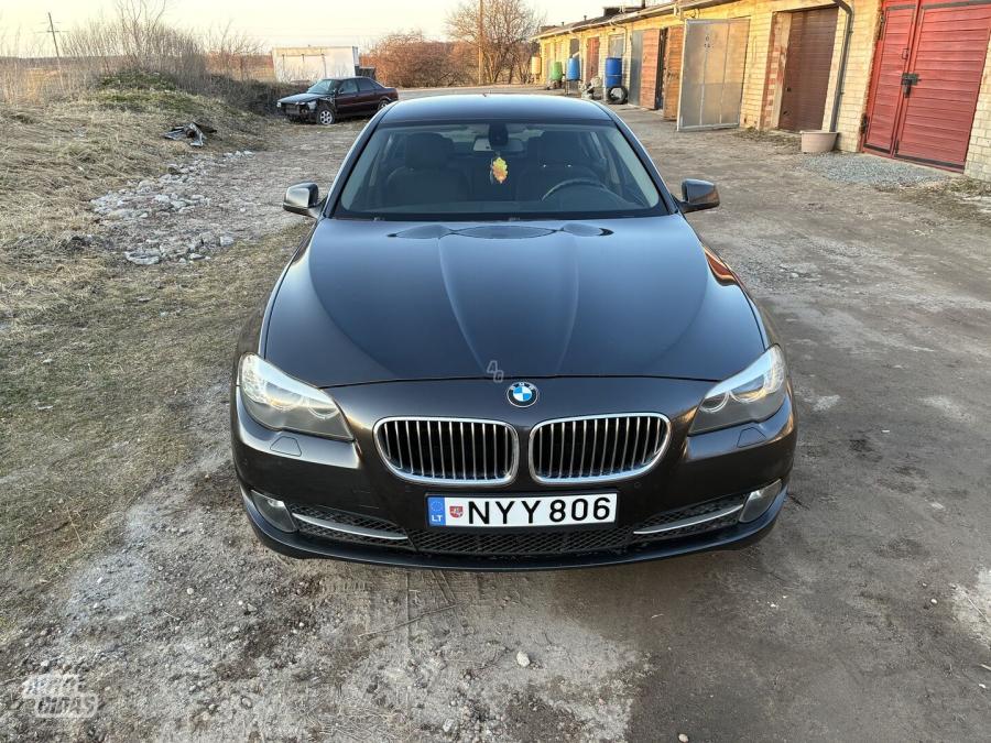 Серый БМВ 520 2010 в Вильнюс, объемом двигателя 2.00 л и пробегом 410 тыс. км за 6200 €, фото 11 на AUTOMOTO.COM.LV