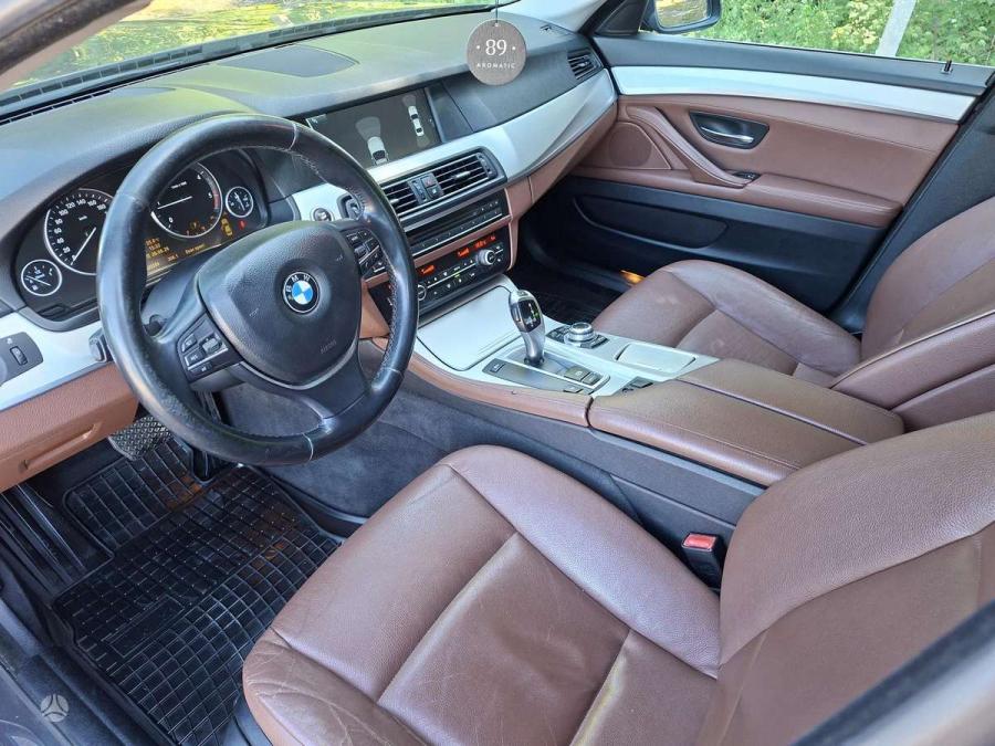 Grey BMW 520 2010 in Silute, with an engine capacity of 2.00 L and mileage of 335 thousand km for 7200 €, photo 14 on AUTOMOTO.COM.LV