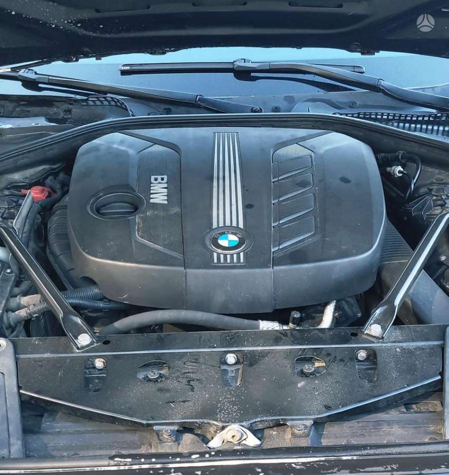Pelēks BMW 520 2010 Klaipėda, ar dzinēja tilpumu 2.00 L un nobraukumu 310 tūkst. km par 5000 €, foto 14 vietnē AUTOMOTO.COM.LV