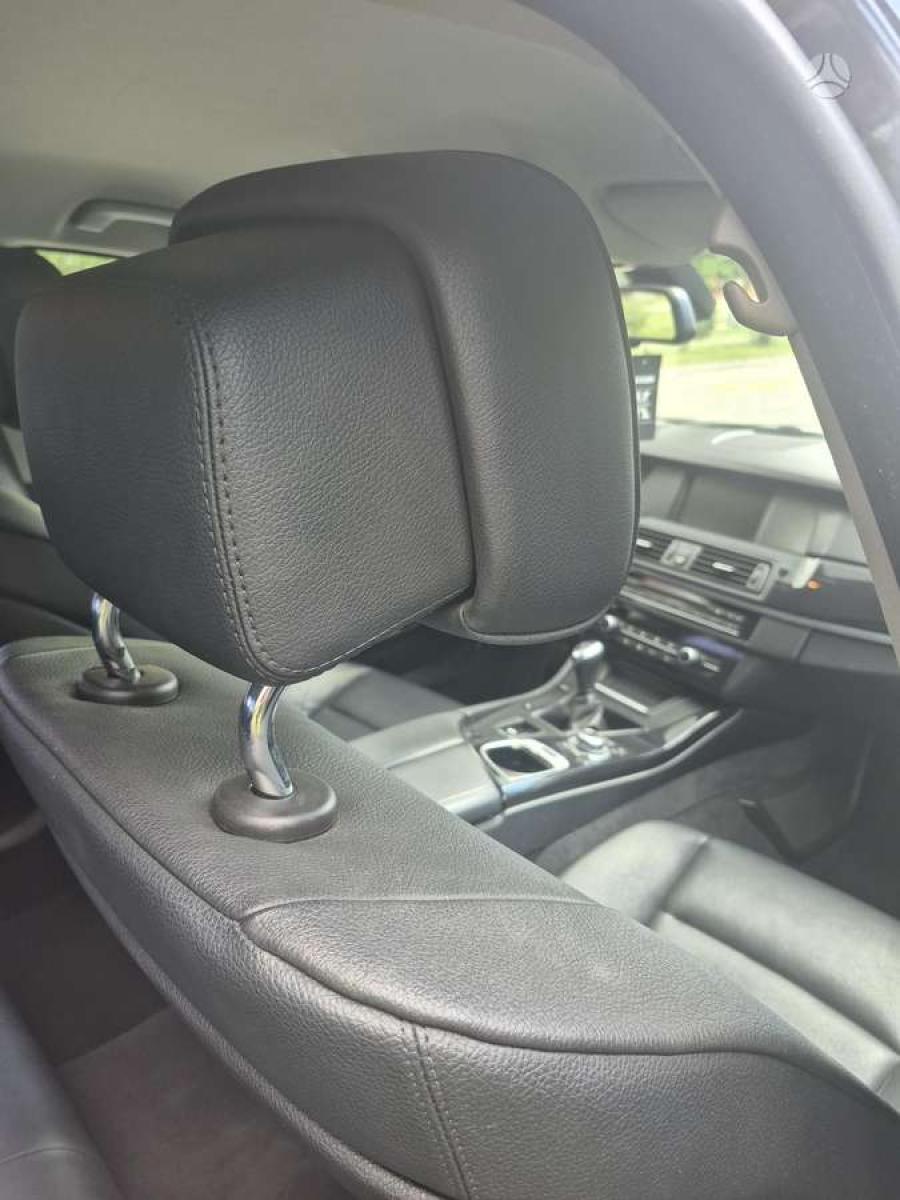 Pelēks BMW 520 2010 Klaipėda, ar dzinēja tilpumu 2.00 L un nobraukumu 310 tūkst. km par 5000 €, foto 25 vietnē AUTOMOTO.COM.LV