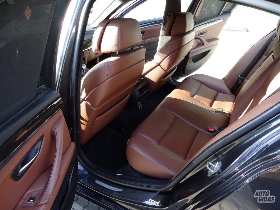Pelēks BMW 520 2010 Jurbarkas, ar dzinēja tilpumu 2.00 L un nobraukumu 278 tūkst. km par 6700 €, foto 13 vietnē AUTOMOTO.COM.LV