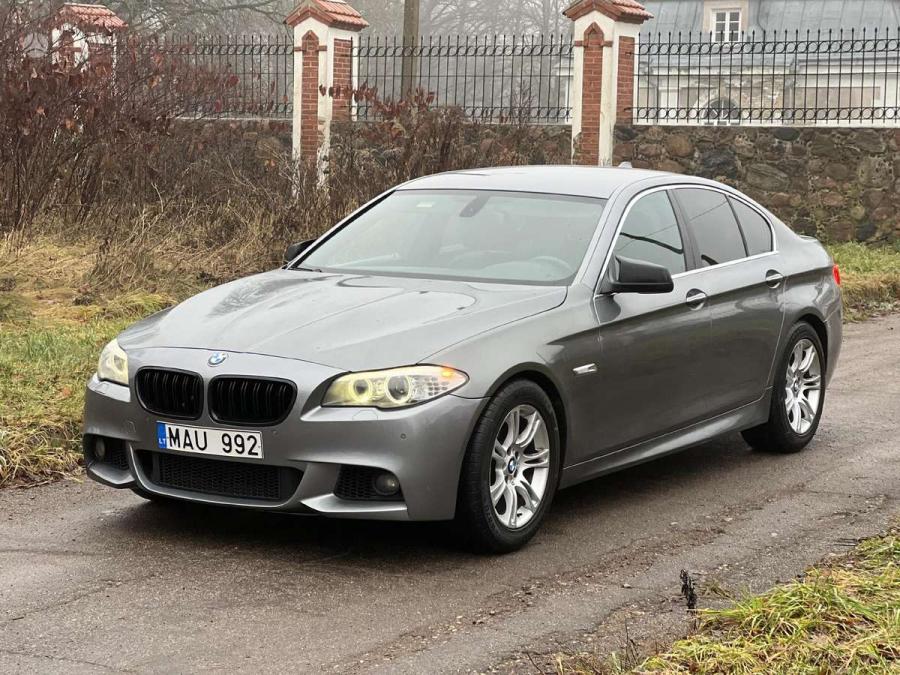 Grey BMW 520 2011 in Vilnius, with an engine capacity of 2.00 L and mileage of 355 thousand km for 7150 €, photo 1 on AUTOMOTO.COM.LV