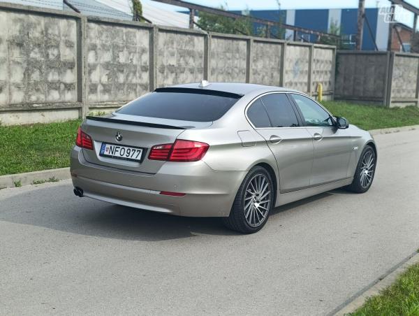 Pelēks BMW 520 2011 Kauņa, ar dzinēja tilpumu 2.00 L un nobraukumu 275 tūkst. km par 5500 €, foto 5 vietnē AUTOMOTO.COM.LV