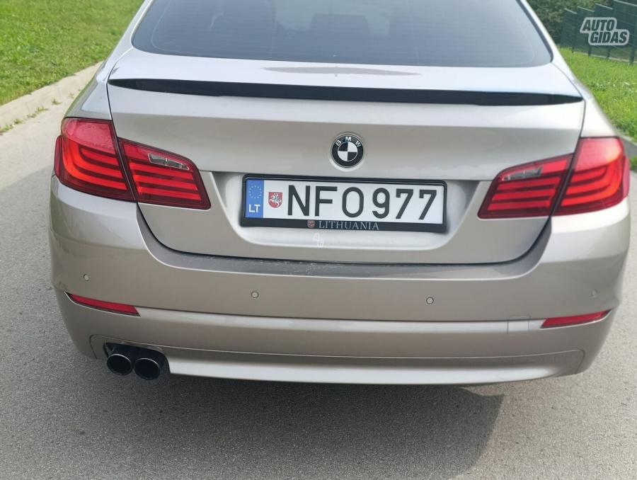 Grey BMW 520 2011 in Kaunas, with an engine capacity of 2.00 L and mileage of 275 thousand km for 5500 €, photo 9 on AUTOMOTO.COM.LV
