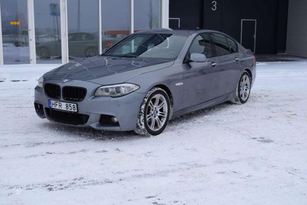Pelēks BMW 520 2011 Viļņa, ar dzinēja tilpumu 2.00 L un nobraukumu 306 tūkst. km par 11000 €, foto 1 vietnē AUTOMOTO.COM.LV