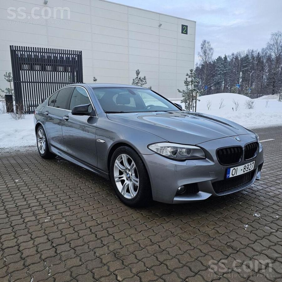 Grey BMW 520 2011 in Riga, with an engine capacity of 2.00 L and mileage of 0 thousand km for 9650 €, photo 3 on AUTOMOTO.COM.LV