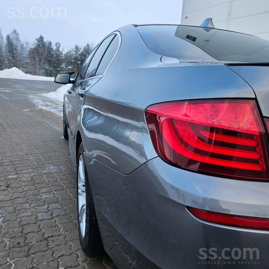 Grey BMW 520 2011 in Riga, with an engine capacity of 2.00 L and mileage of 0 thousand km for 9650 €, photo 10 on AUTOMOTO.COM.LV