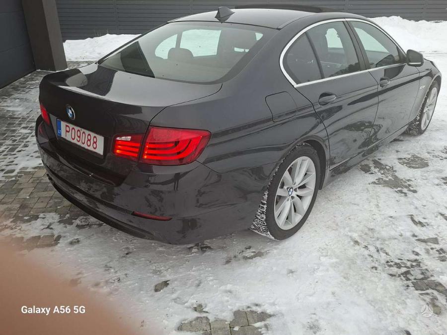 Grey BMW 520 2011 in Kaunas, with an engine capacity of 2.00 L and mileage of 181 thousand km for 10200 €, photo 6 on AUTOMOTO.COM.LV