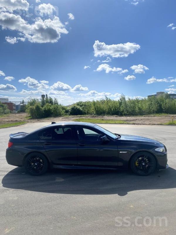 Pelēks BMW 520 2011 Dobele, ar dzinēja tilpumu 2.00 L un nobraukumu 201 tūkst. km par 13250 €, foto 4 vietnē AUTOMOTO.COM.LV