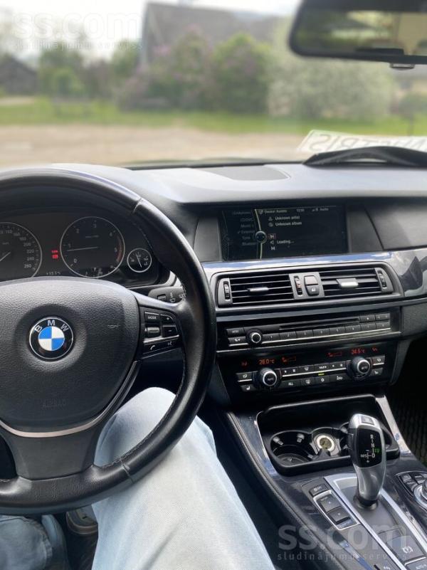 Pelēks BMW 520 2011 Dobele, ar dzinēja tilpumu 2.00 L un nobraukumu 201 tūkst. km par 13250 €, foto 10 vietnē AUTOMOTO.COM.LV