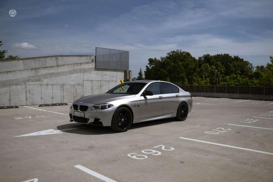 Pelēks BMW 520 2011 Kauņa, ar dzinēja tilpumu 2.00 L un nobraukumu 284 tūkst. km par 9200 €, foto 3 vietnē AUTOMOTO.COM.LV