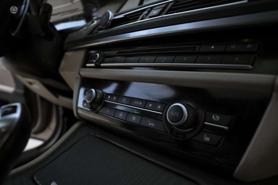 Pelēks BMW 520 2011 Kauņa, ar dzinēja tilpumu 2.00 L un nobraukumu 284 tūkst. km par 9200 €, foto 20 vietnē AUTOMOTO.COM.LV