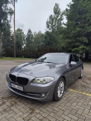 Pelēks BMW 520 2011 Šauļi, ar dzinēja tilpumu 2.00 L un nobraukumu 368 tūkst. km par 7999 €, foto  vietnē AUTOMOTO.COM.LV