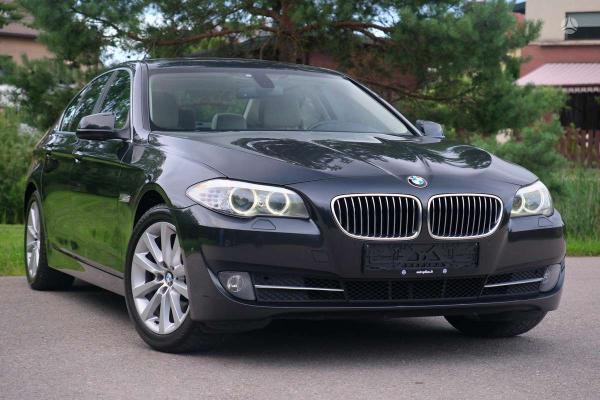 Grey BMW 520 2011 in Kaunas, with an engine capacity of 2.00 L and mileage of 350 thousand km for 7000 €, photo 1 on AUTOMOTO.COM.LV
