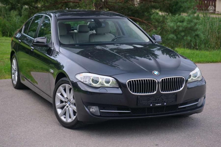 Pelēks BMW 520 2011 Kauņa, ar dzinēja tilpumu 2.00 L un nobraukumu 350 tūkst. km par 7000 €, foto 4 vietnē AUTOMOTO.COM.LV