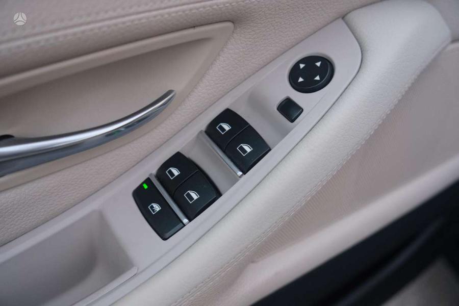 Pelēks BMW 520 2011 Kauņa, ar dzinēja tilpumu 2.00 L un nobraukumu 350 tūkst. km par 7000 €, foto 18 vietnē AUTOMOTO.COM.LV