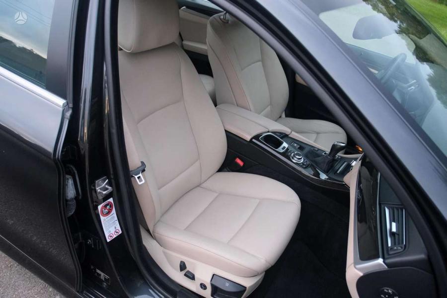 Pelēks BMW 520 2011 Kauņa, ar dzinēja tilpumu 2.00 L un nobraukumu 350 tūkst. km par 7000 €, foto 26 vietnē AUTOMOTO.COM.LV