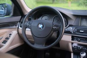 Pelēks BMW 520 2011 Kauņa, ar dzinēja tilpumu 2.00 L un nobraukumu 350 tūkst. km par 7000 €, foto 29 vietnē AUTOMOTO.COM.LV