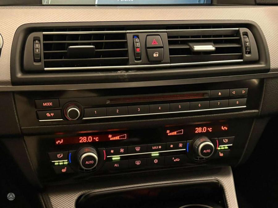 Grey BMW 520 2011 in Marijampole, with an engine capacity of 2.00 L and mileage of 183 thousand km for 9999 €, photo 10 on AUTOMOTO.COM.LV