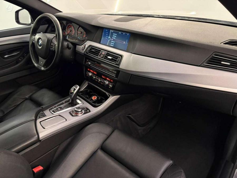 Grey BMW 520 2011 in Marijampole, with an engine capacity of 2.00 L and mileage of 183 thousand km for 9999 €, photo 16 on AUTOMOTO.COM.LV