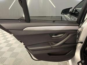 Grey BMW 520 2011 in Marijampole, with an engine capacity of 2.00 L and mileage of 183 thousand km for 9999 €, photo 20 on AUTOMOTO.COM.LV