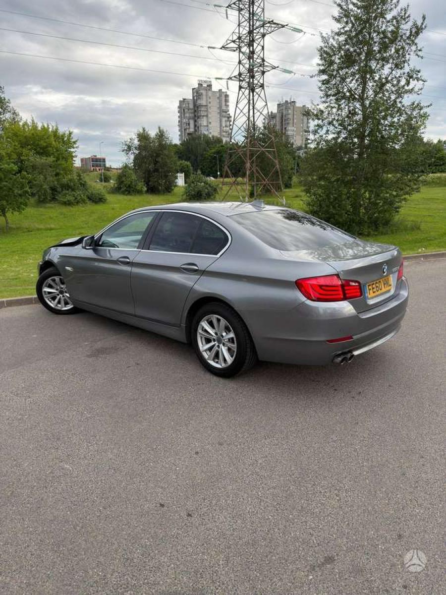 Grey BMW 520 2011 in Vilnius, with an engine capacity of 2.00 L and mileage of 162 thousand km for 2599 €, photo 5 on AUTOMOTO.COM.LV