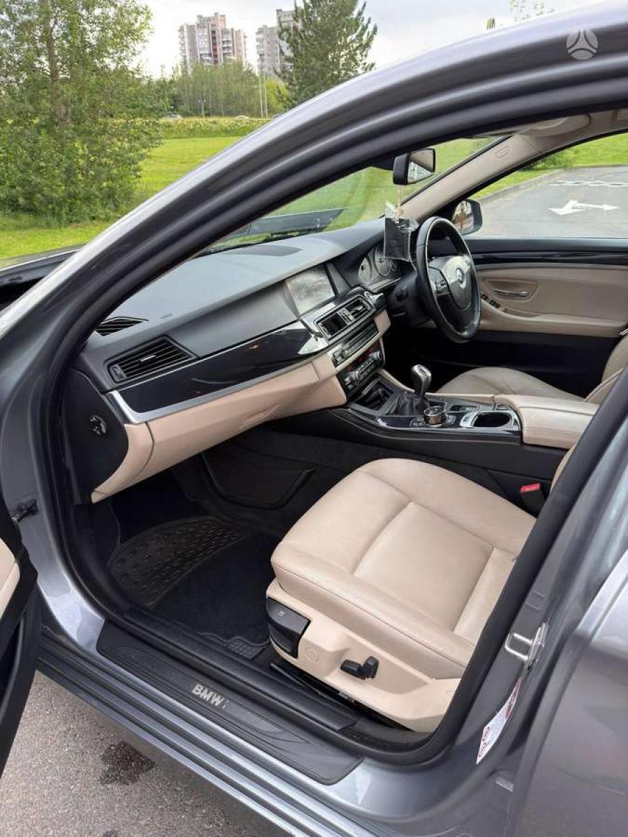 Grey BMW 520 2011 in Vilnius, with an engine capacity of 2.00 L and mileage of 162 thousand km for 2599 €, photo 7 on AUTOMOTO.COM.LV