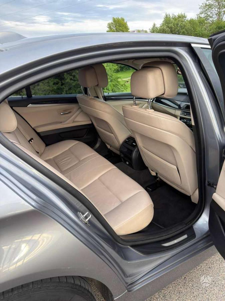 Grey BMW 520 2011 in Vilnius, with an engine capacity of 2.00 L and mileage of 162 thousand km for 2599 €, photo 9 on AUTOMOTO.COM.LV