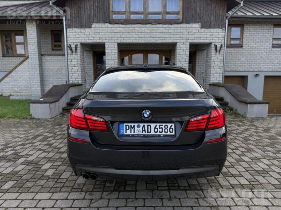 Grey BMW 520 2011 in Cesis, with an engine capacity of 2.00 L and mileage of 280 thousand km for 9990 €, photo 6 on AUTOMOTO.COM.LV