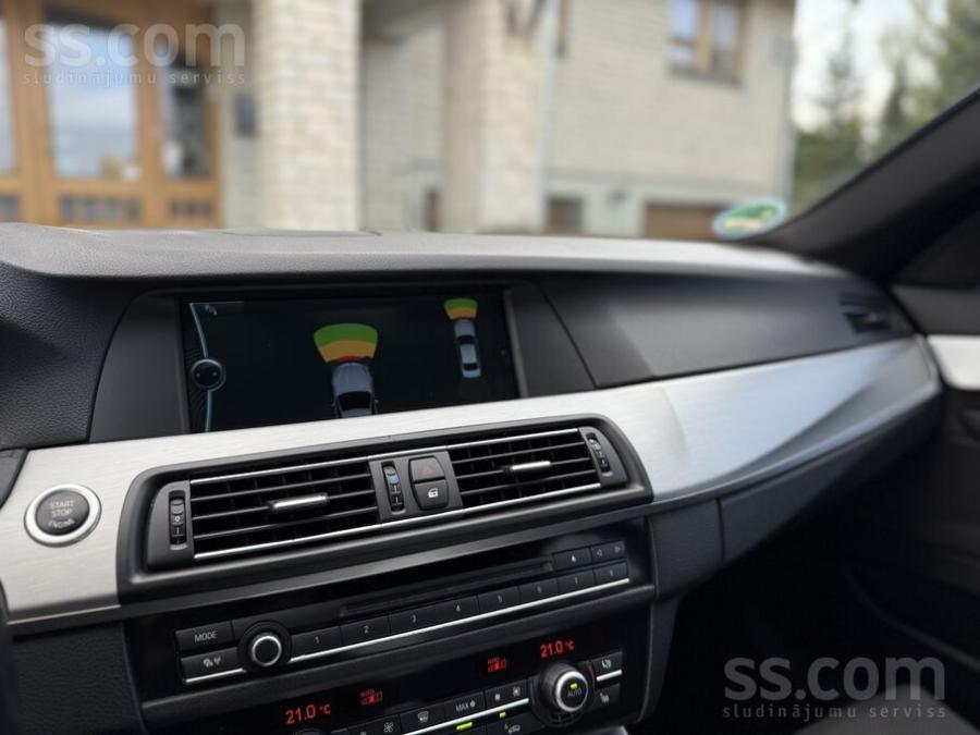Grey BMW 520 2011 in Cesis, with an engine capacity of 2.00 L and mileage of 280 thousand km for 9990 €, photo 20 on AUTOMOTO.COM.LV